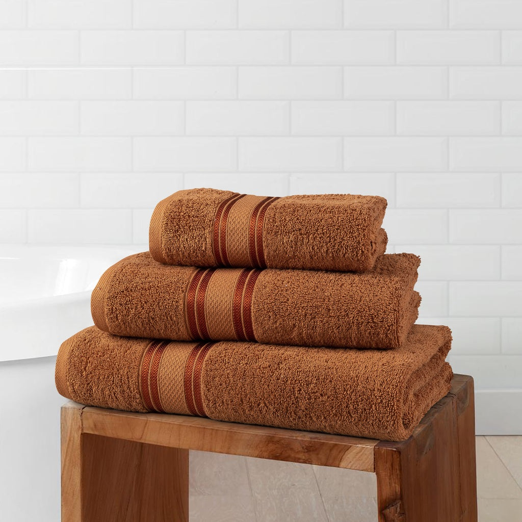 Clay plain dye towel – Vantona