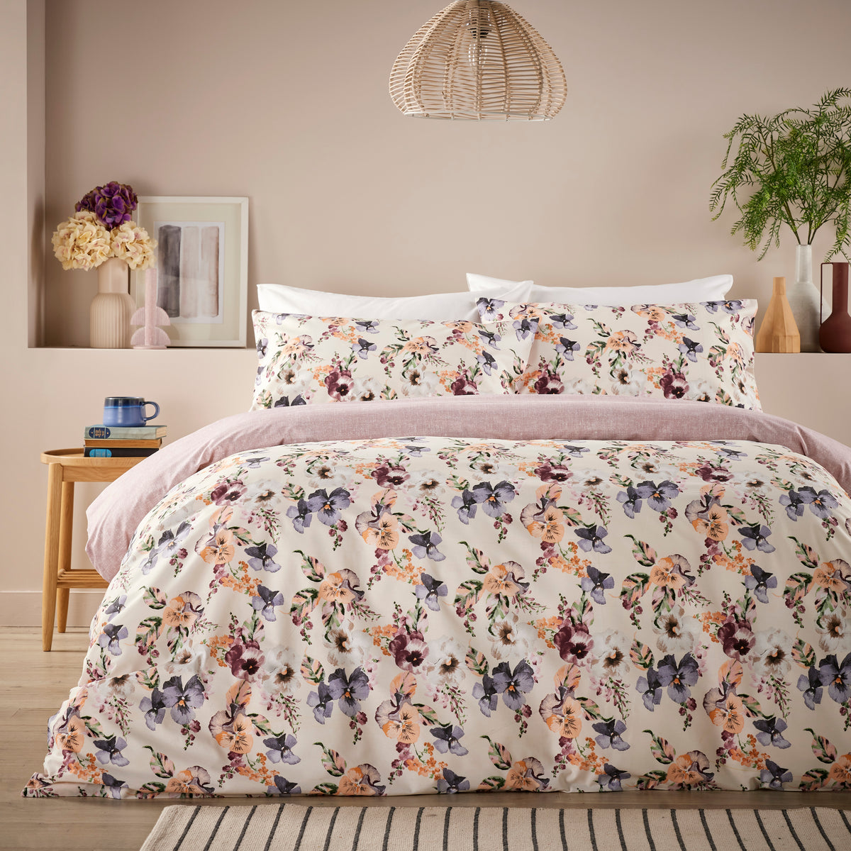 Vantona - Layla Duvet Cover Set - Multi coloured bedding